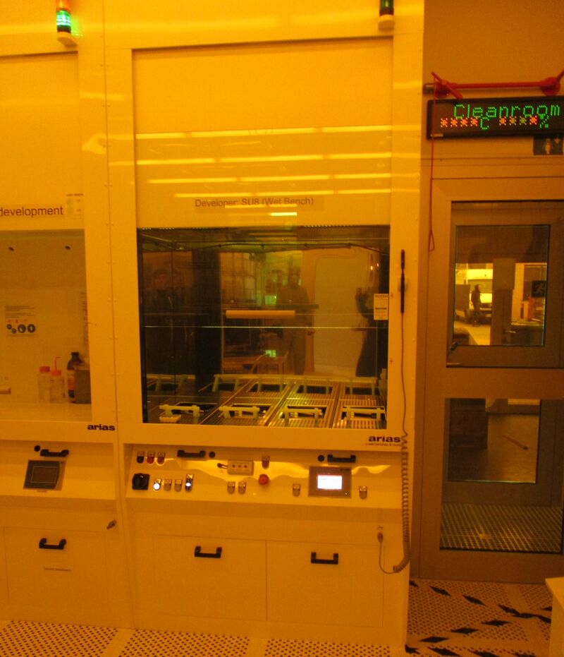 Specific Process Knowledge/Lithography/Development - LabAdviser