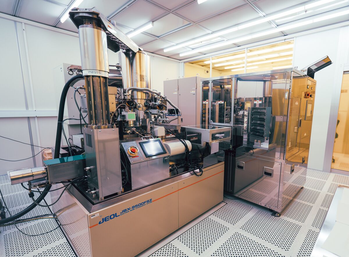 Specific Process Knowledge/Lithography/EBeamLithography - LabAdviser